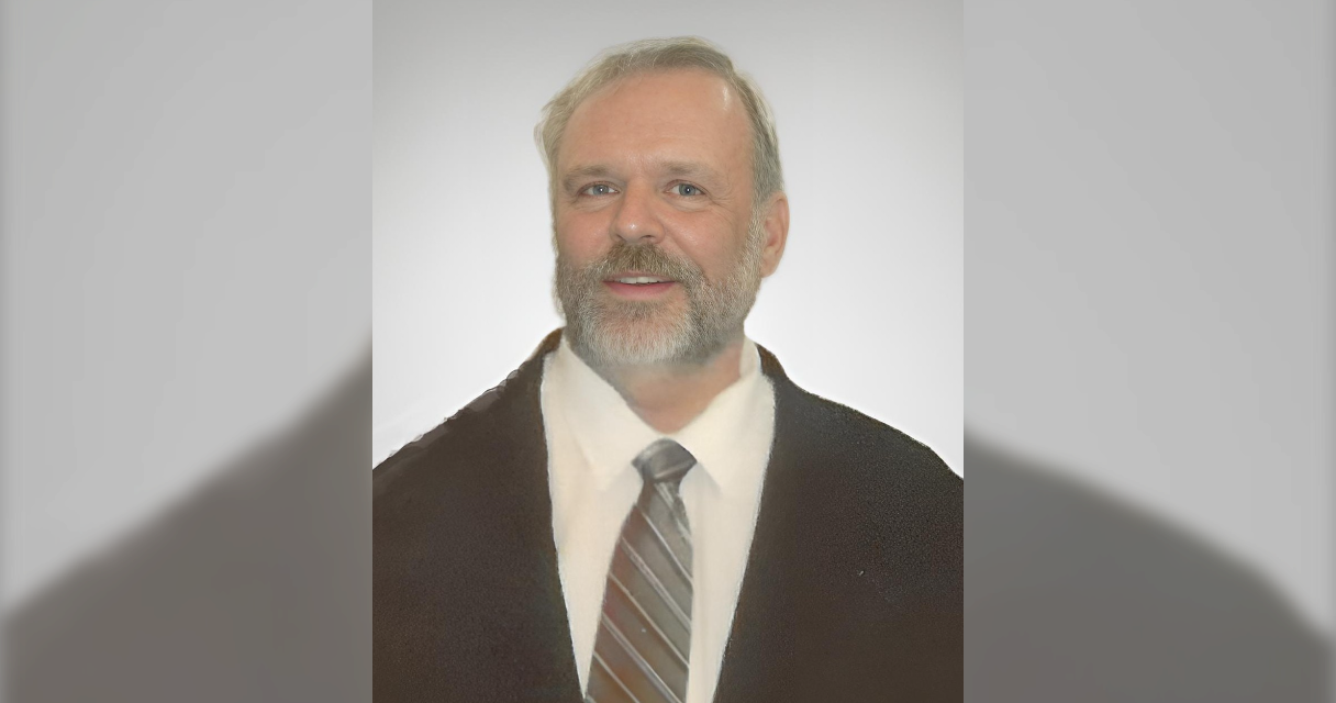 db9cc1a570b016c08ce3e7c803a86dea_Randal_Williams.png